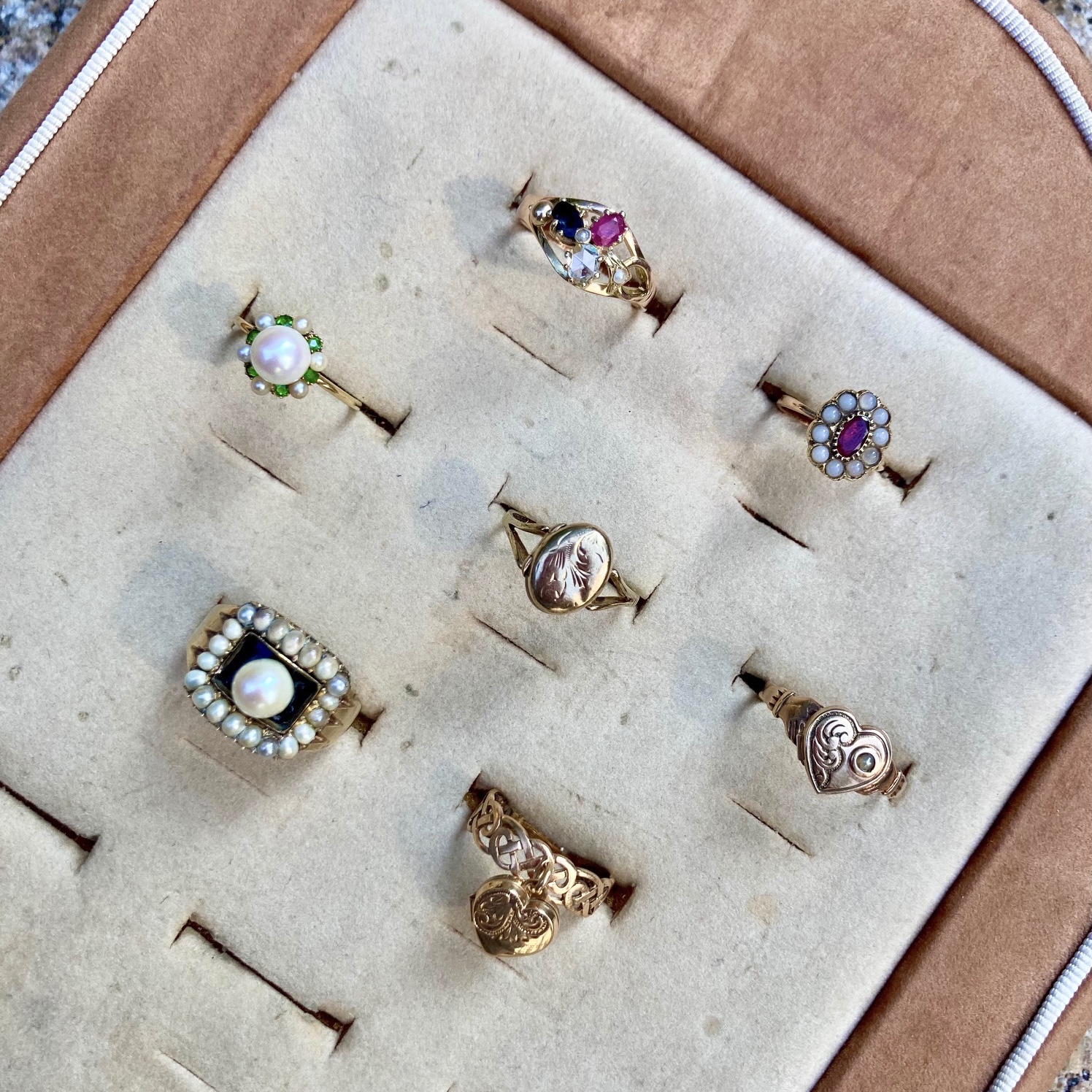 News - H.P.FRANCE BIJOUX VINTAGE "Animal & Lucky Charm" | News |【公式】H.P ...